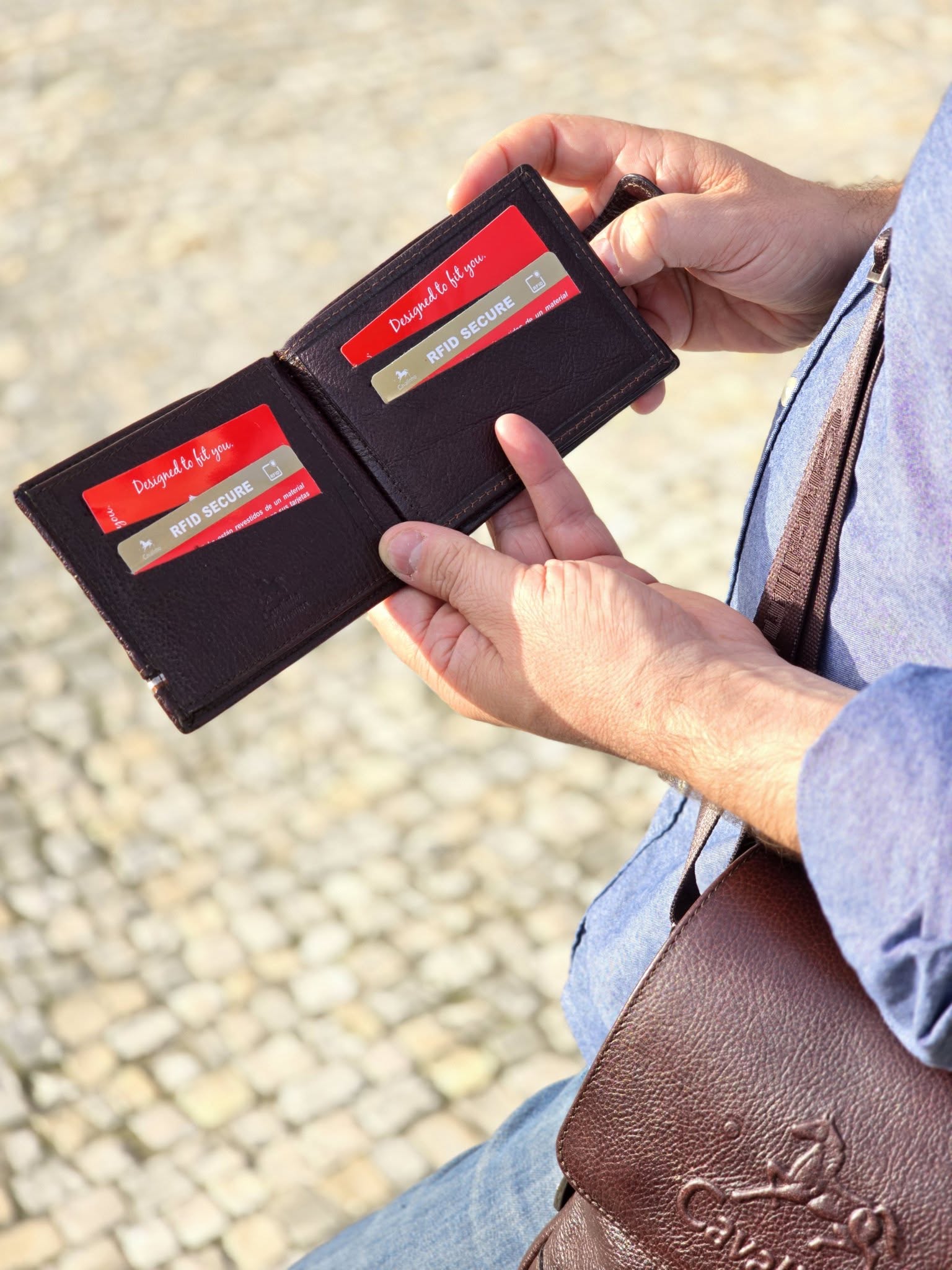 Cavalinho Bifold Leather Wallets for Men – Cavalinho Canada & USA